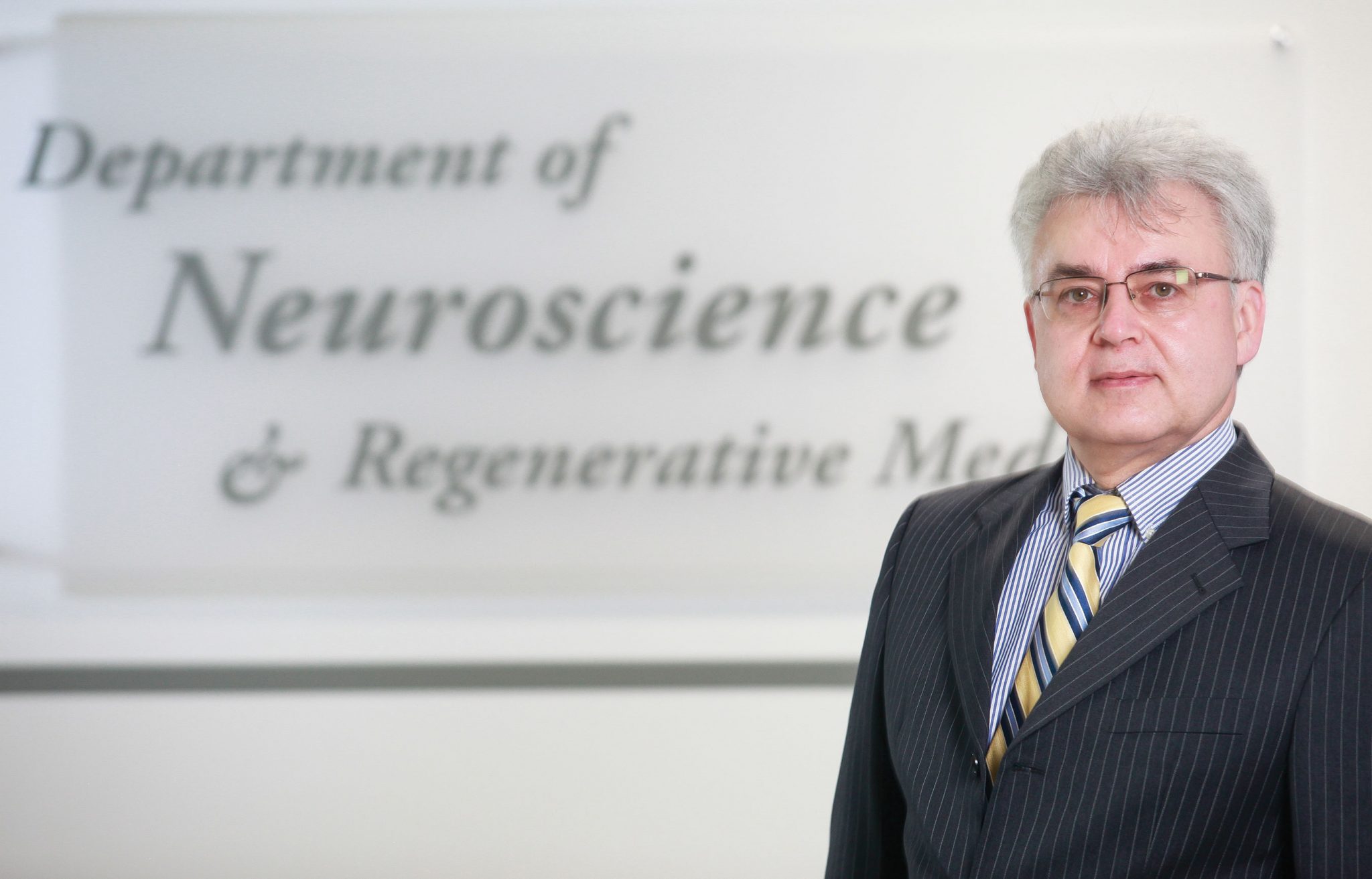 Grey Matters – Alzheimer’s – Magazines