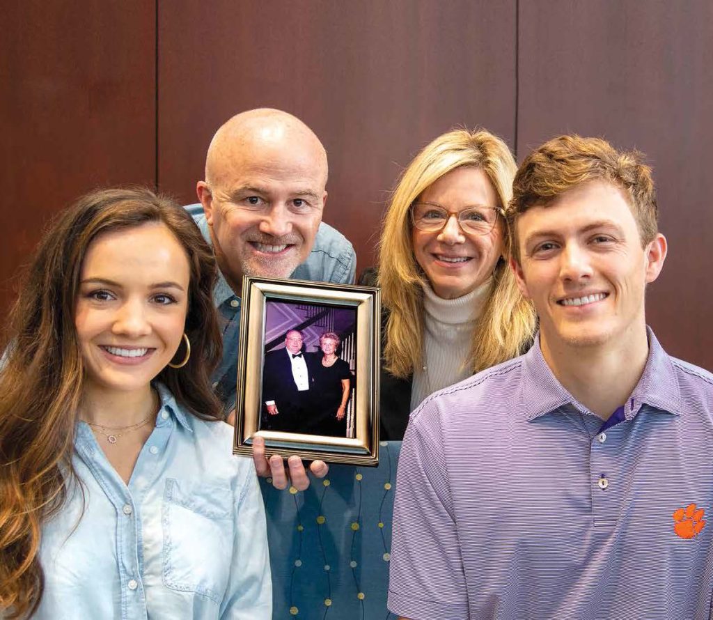 First Look: A Family Affair – Magazines