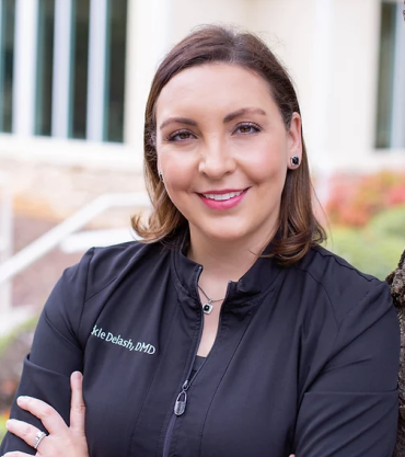 Class Notes: Alumni from 1970s to 2010 celebrate success – Magazines