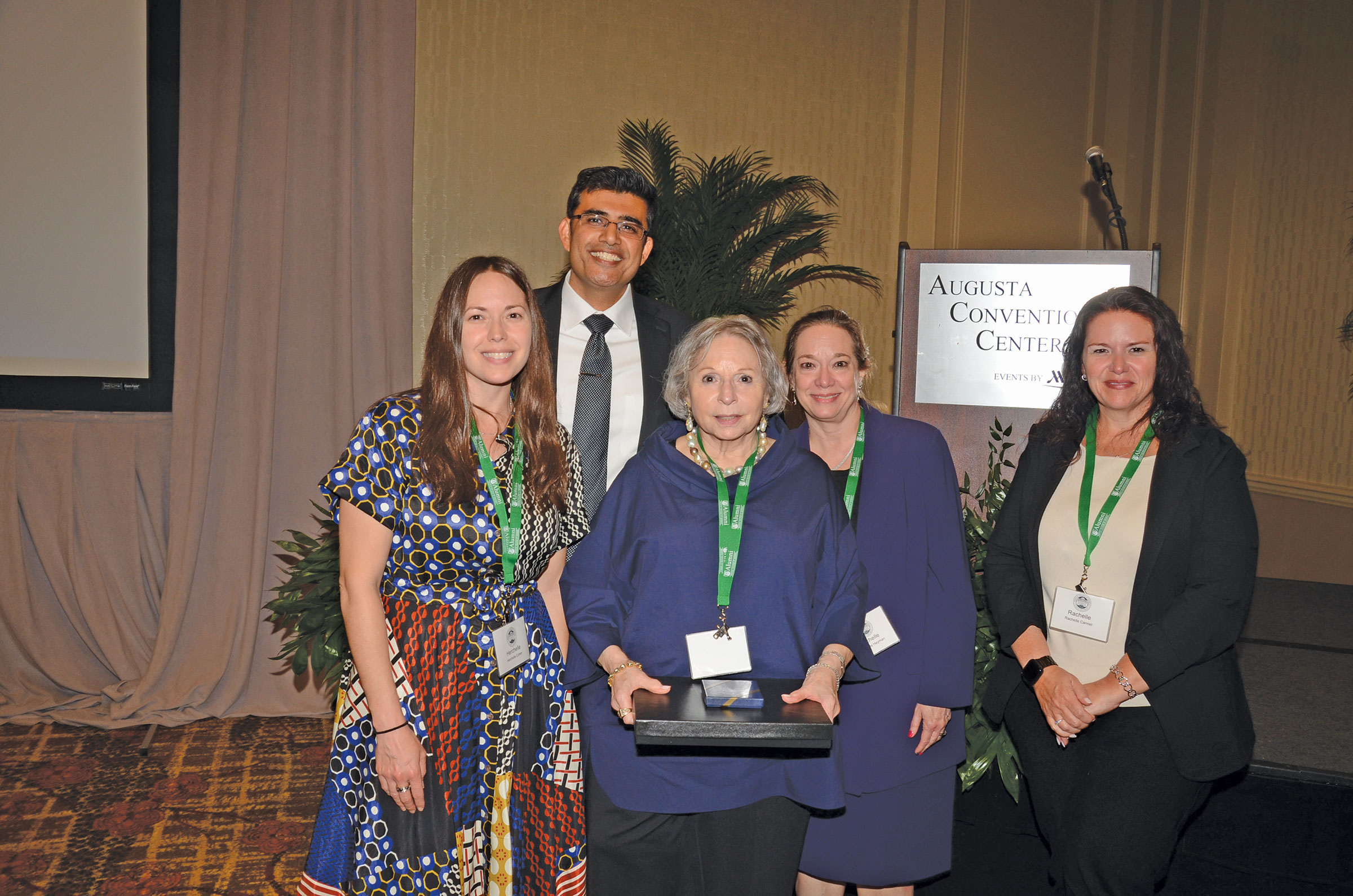2023 DISTINGUISHED ALUMS HONORED – Magazines
